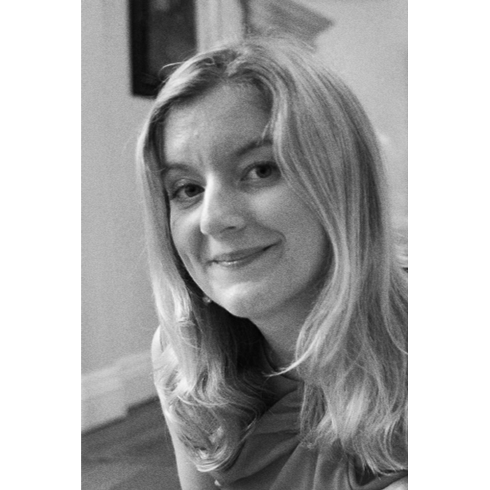 Kate Moore - B2BX
